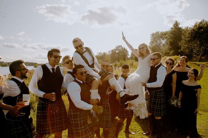 Best Bridal Party Portraits . FLOFOTO Wedding Photography - Flofoto